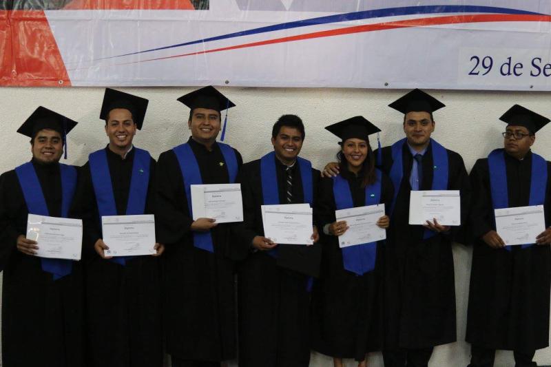 EGRESAN HALCONES GENERACIÓN 2016 DEL ITTol