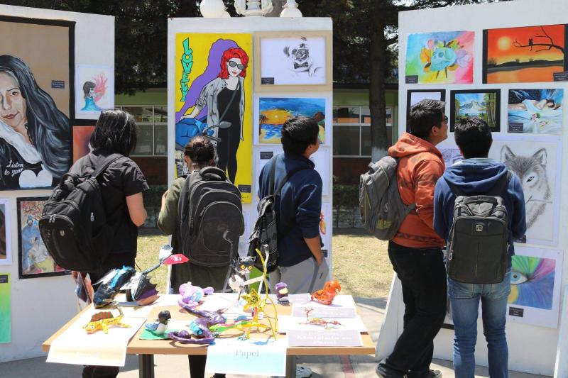 1a exposición de dibujo y pintura y modelado en papel