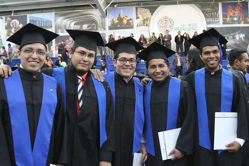 EGRESAN “HALCÓNES” GENERACIÓN AGOSTO-DICIEMBRE 2015 DEL ITTol